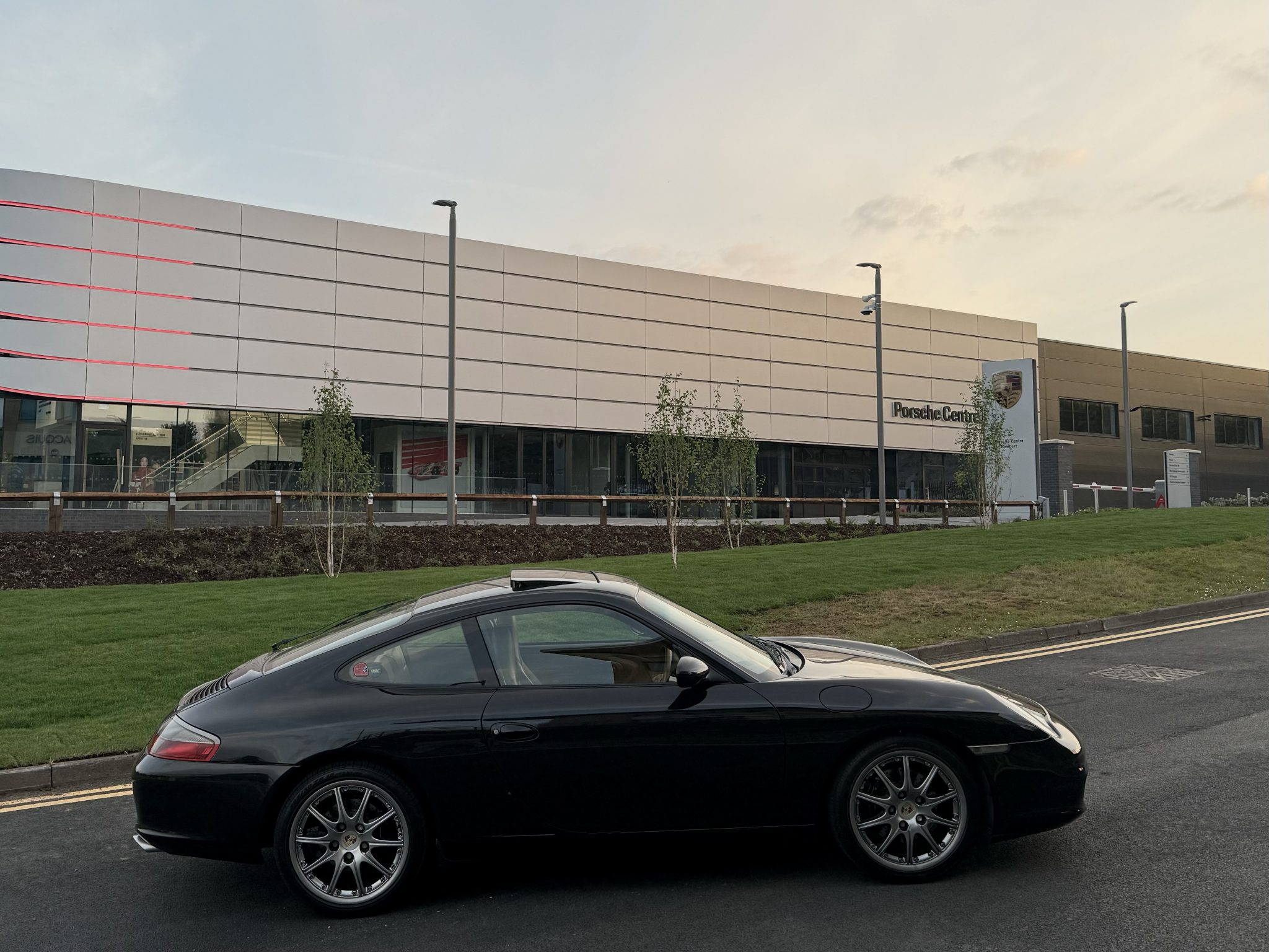 The New Porsche Newport Experience Centre - Spirit Motor Club